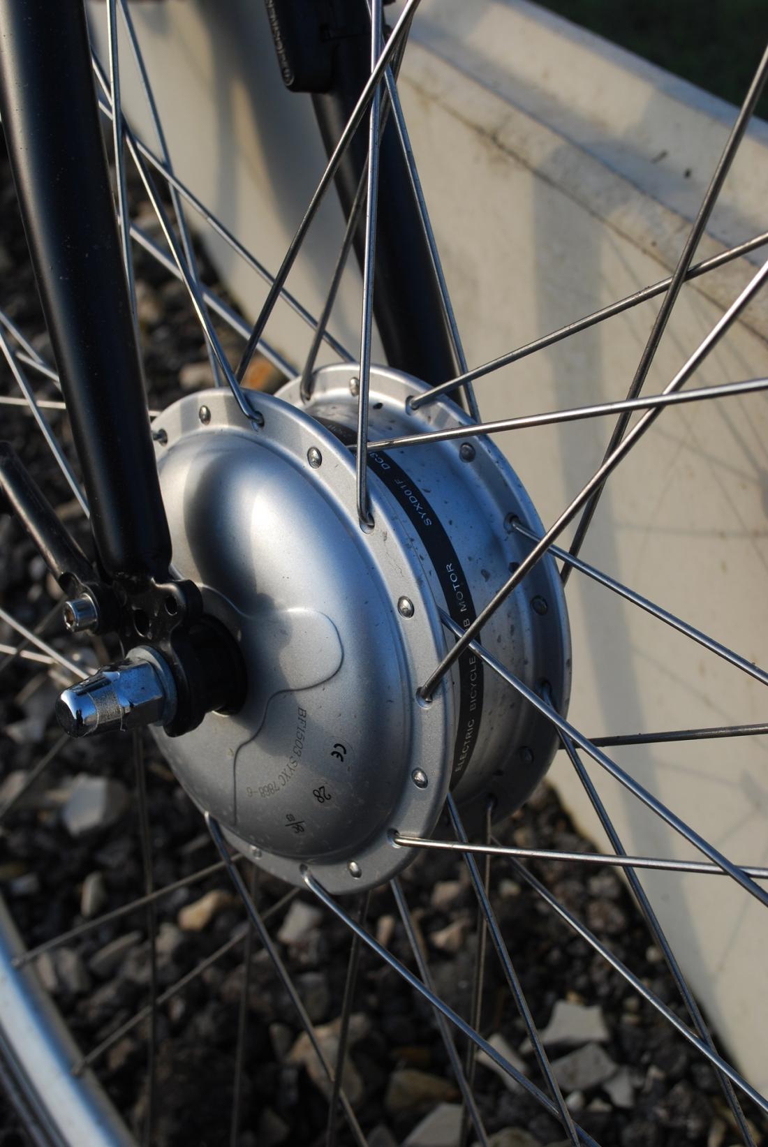 Guide to electric bikes and e-cycles | Cycling UK